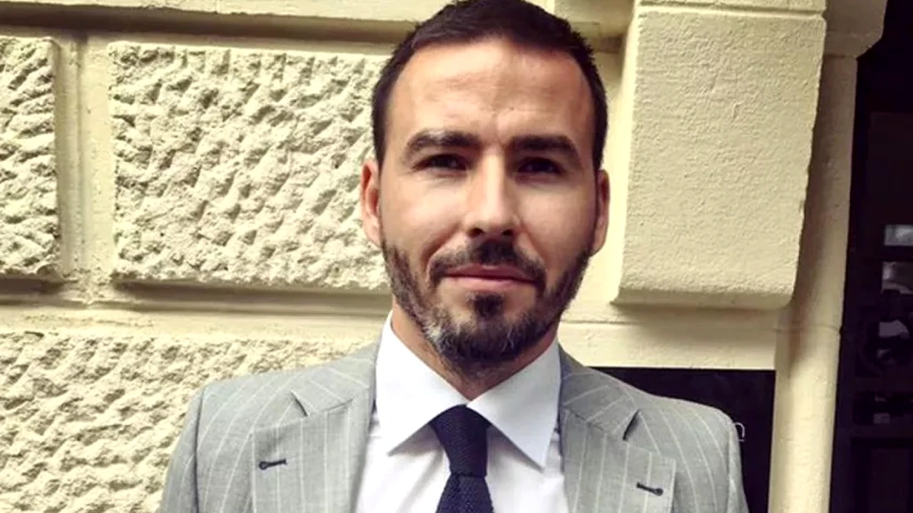 Playsport - Adrian Cristea iubește din nou? Ipostaza inedită în care a ...