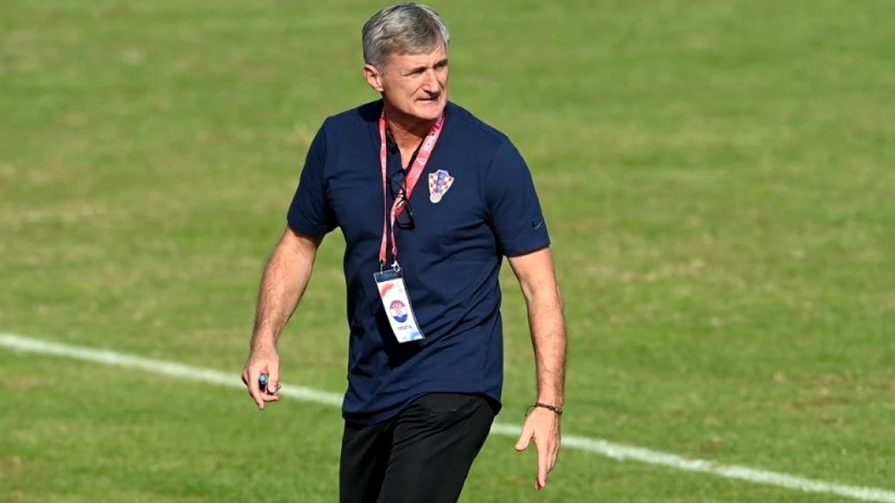 Incredibil! Un selecționer a fost dat afară după ce a spus cu ce echipă ...